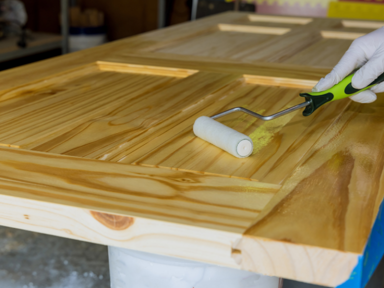 Conheça o Melhor Verniz para Madeira Exposta ao Sol e ChuvaBlog da Anjo